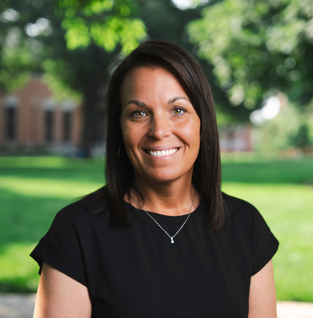 Rives, Rachael | Illinois College